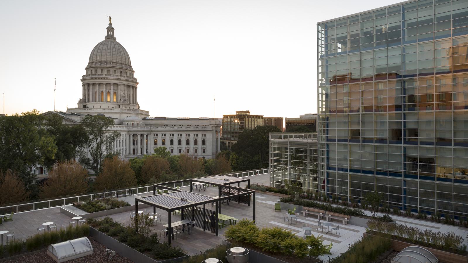 US Bank Plaza | Urban Land Interests